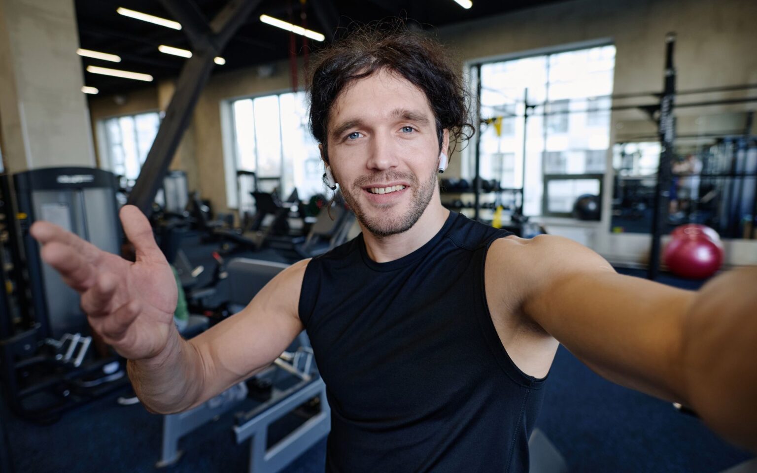 How to Become a Fitness Influencer in 2024 (Step-By-Step Guide) - WodGuru