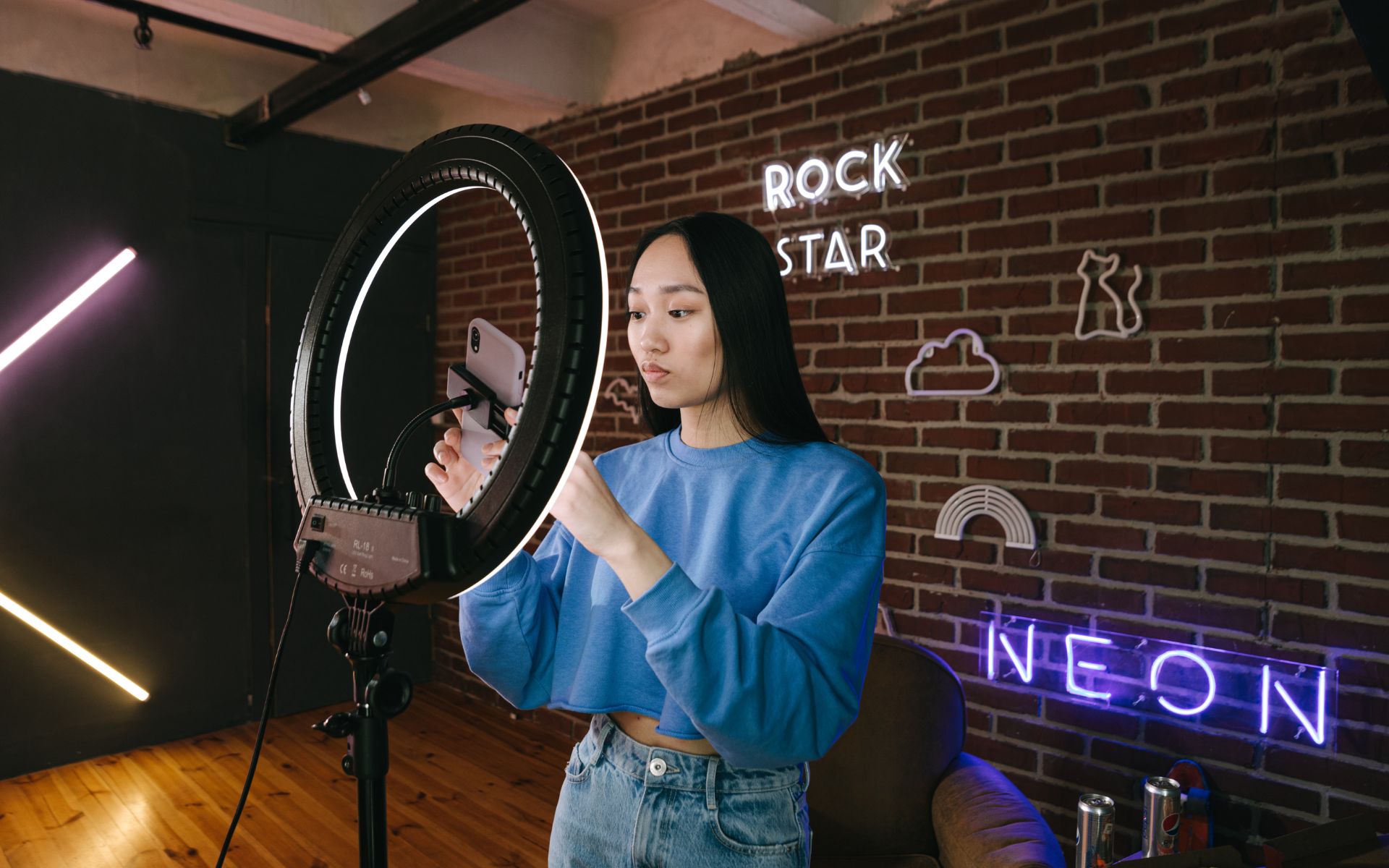 20+ Tips How to Make Money as a Fitness Influencer in 2024 - WodGuru