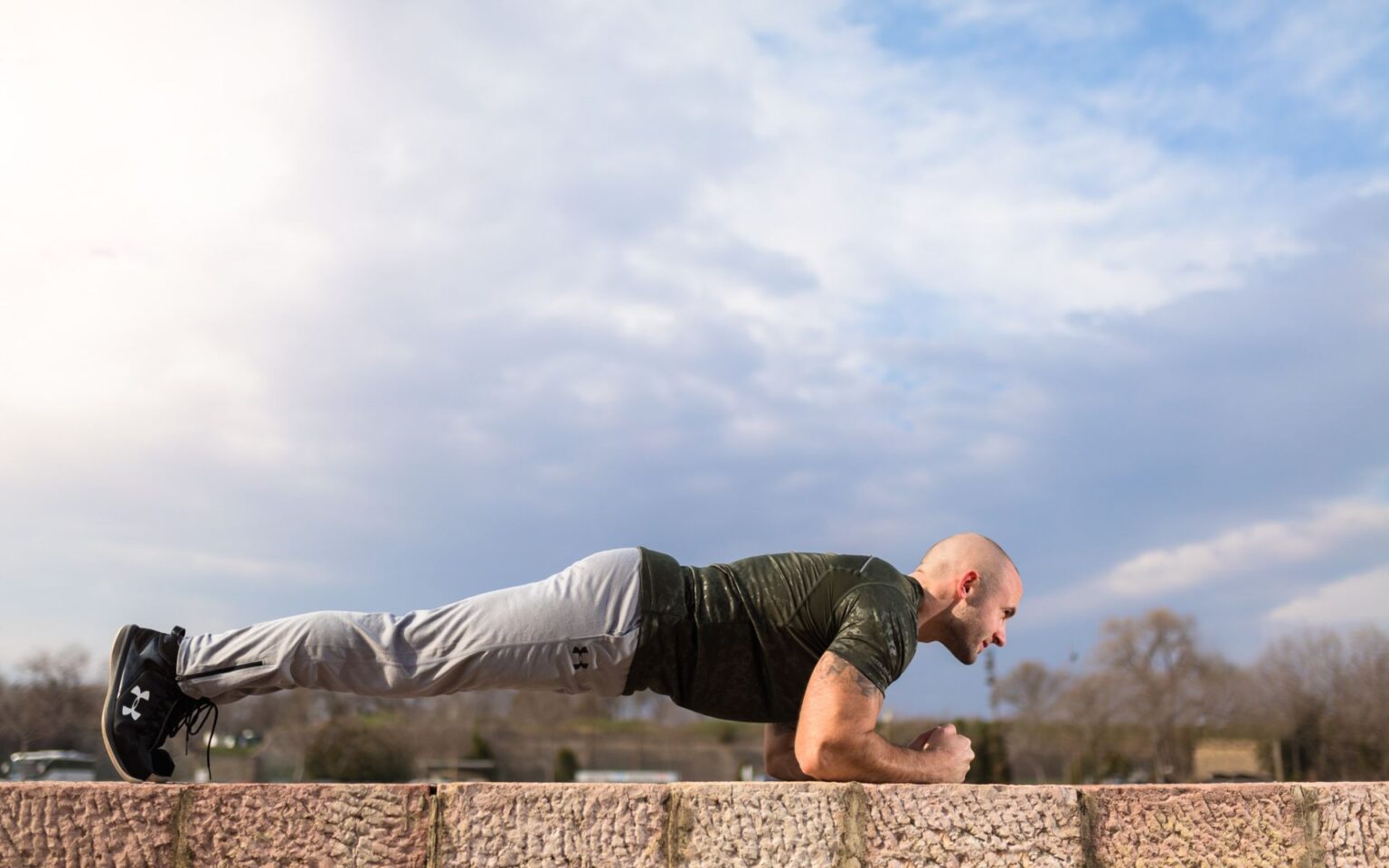 11 Outdoor Workout Ideas to Keep Your Gym Offer Interesting - WodGuru